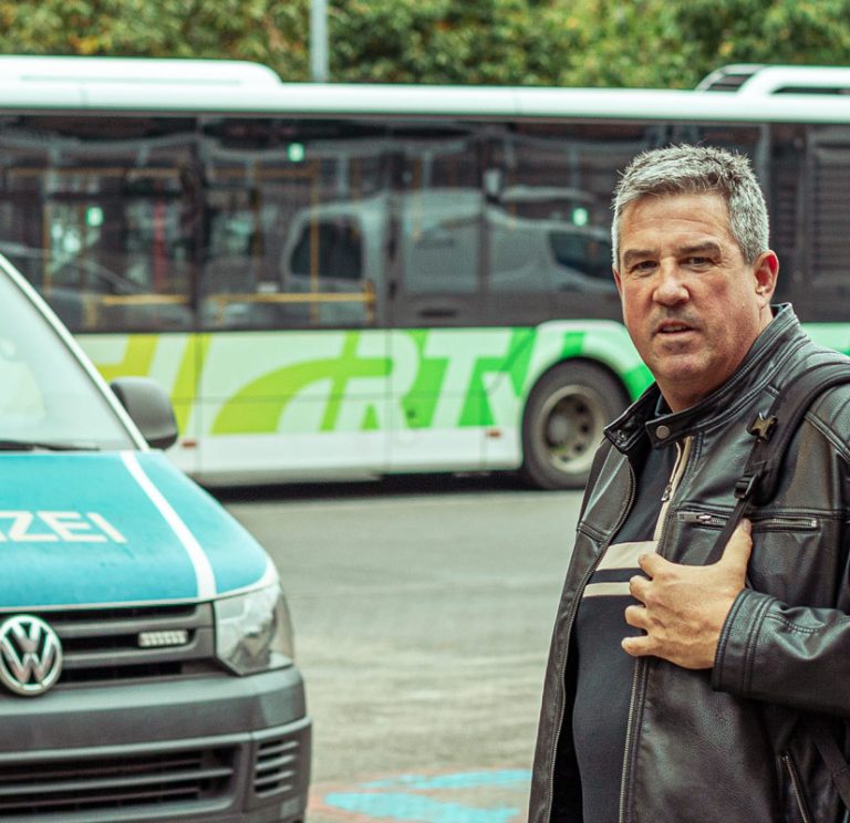 Josef Buschbacher – Keynote-Speaker, Coach, Seminare - Buch den Buschi